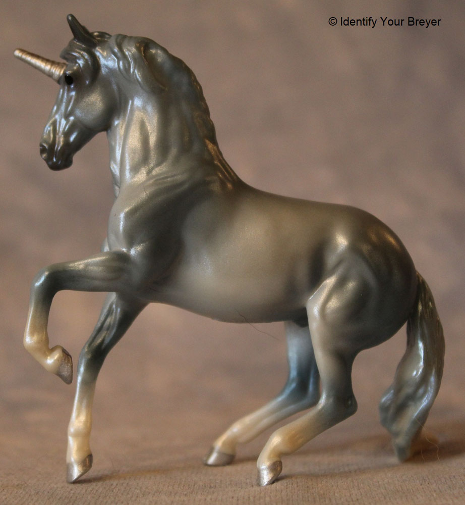 Identify Your Breyer - Alborozo (Stablemates)